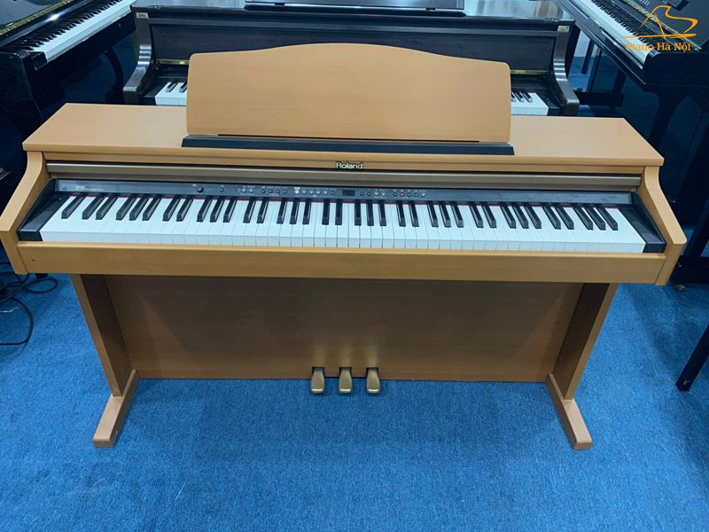 Piano Roland HP103 Giảm Giá Cực Sốc Tại Piano Hà Nội – Piano Hà Nội