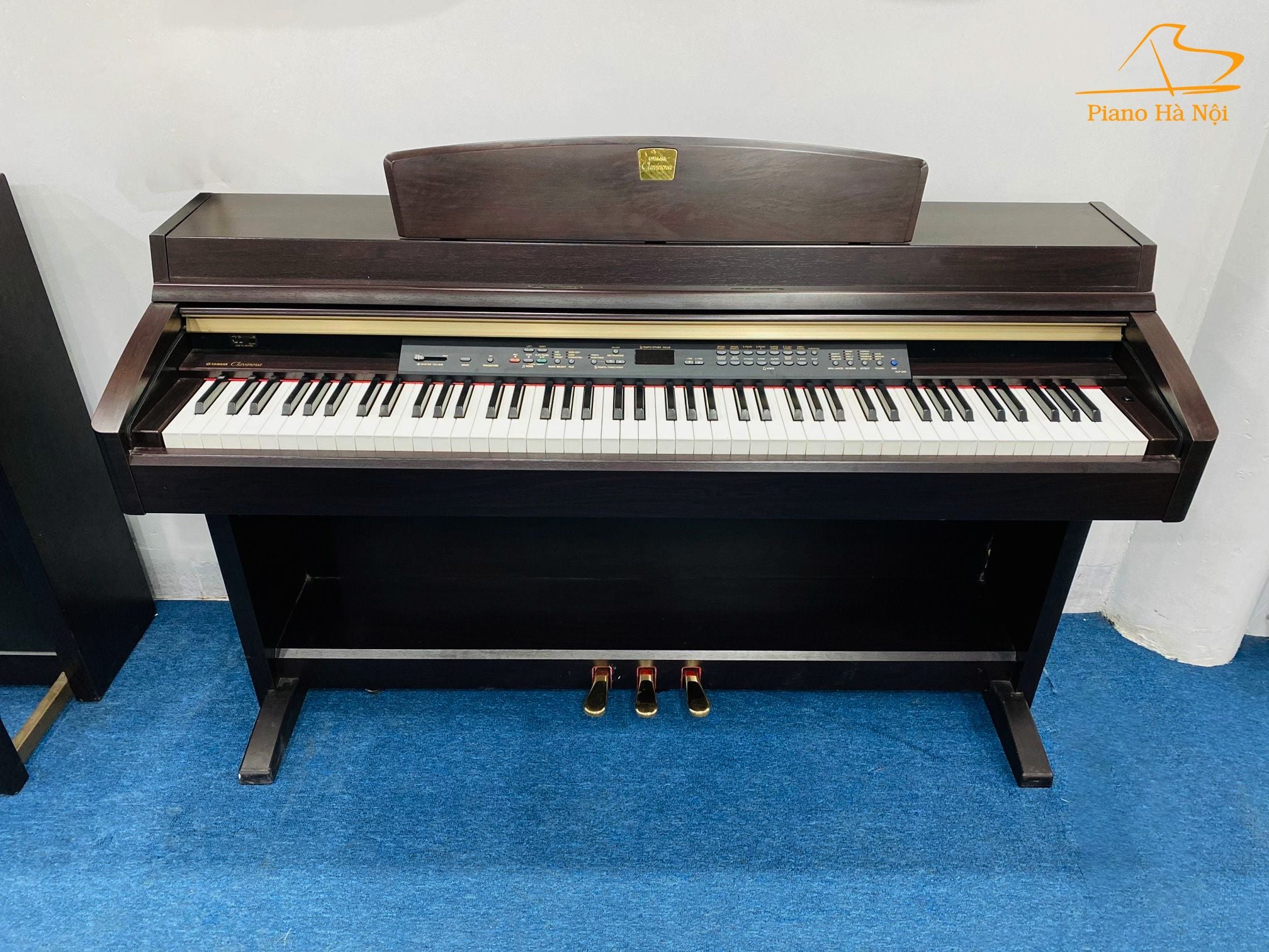 Đàn Piano Điện Yamaha CLP 240 - Giảm Giá Sốc Tại Piano Hà Nội – Piano ...