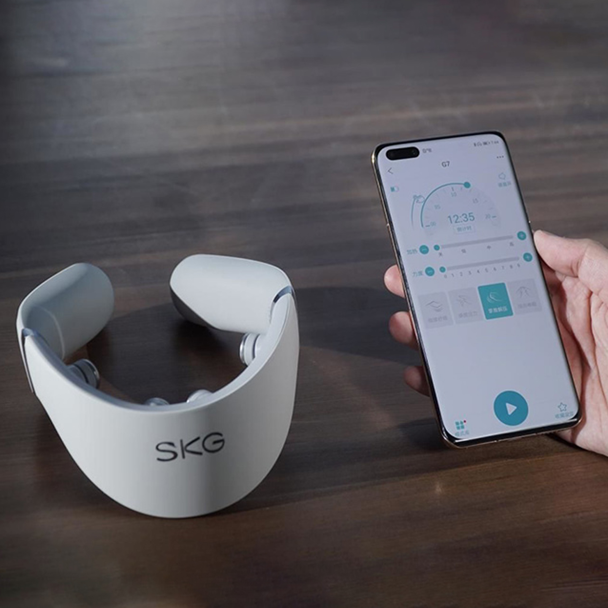 Máy massage Cổ SKG G7 PRO-E KATA - Thiết bị chính hãng CE