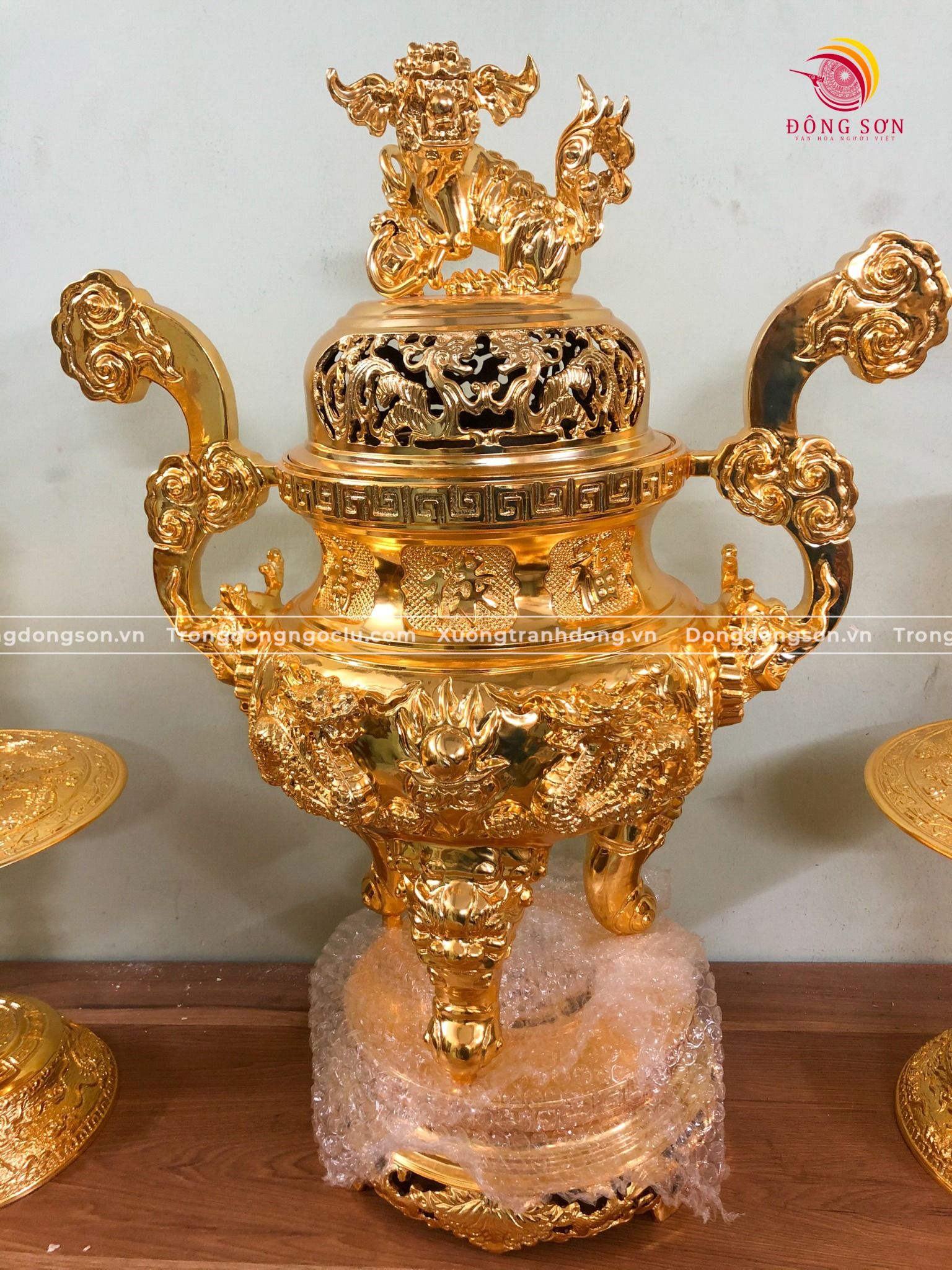 Ngũ sự đồng vàng mạ 24K đỉnh rồng cao 60cm nến hoa văn - Đồ thờ đồng