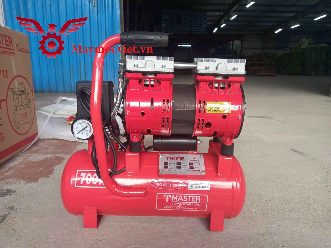 Máy Nén Khí Không Dầu Tmaster 12L 700W – Vinmax- maymocviet.vn