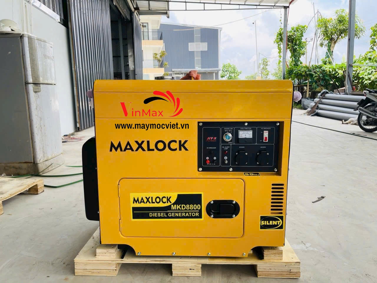 Máy phát điện dầu 7KW Maxlock MKD8800 – Vinmax- maymocviet.vn