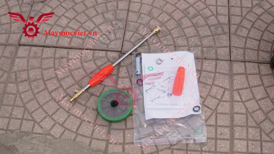 Máy phun thuốc xách tay động cơ 4 thì Reload P768 – Vinmax- maymocviet.vn