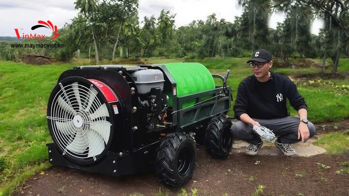Xe Phun Thuốc Sâu Điều Khiển Từ Xa Turbo TBP300 – Vinmax- maymocviet.vn