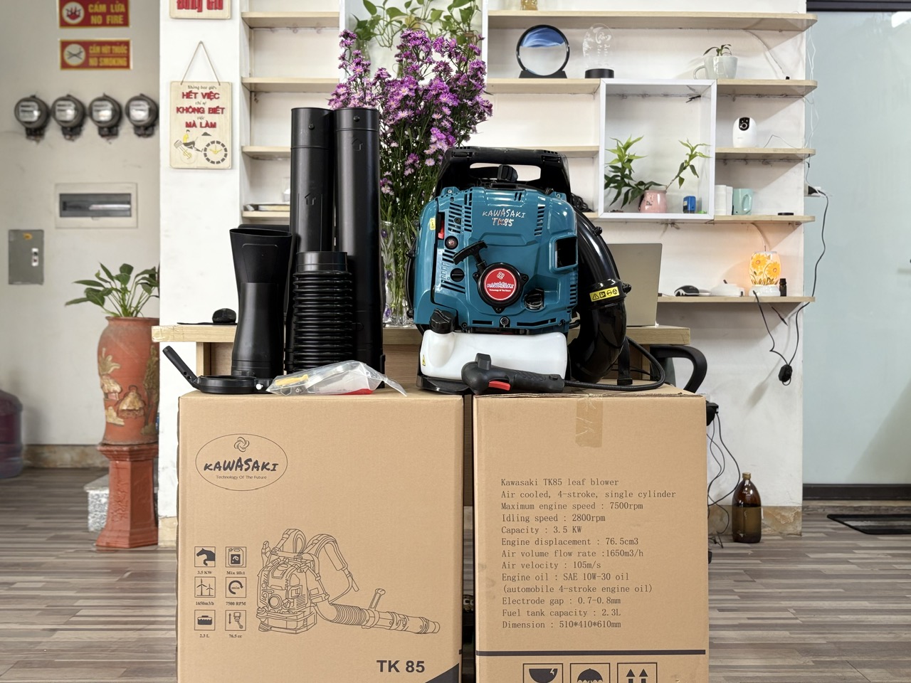 Máy thổi lá chạy xăng 4 thì Kawasaki TK85 – Vinmax- maymocviet.vn