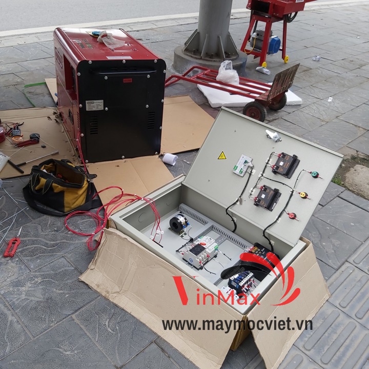 Tủ ATS chuyển nguồn tự động mặt đồng hồ điện tử VM100A – Vinmax- maymocviet.vn