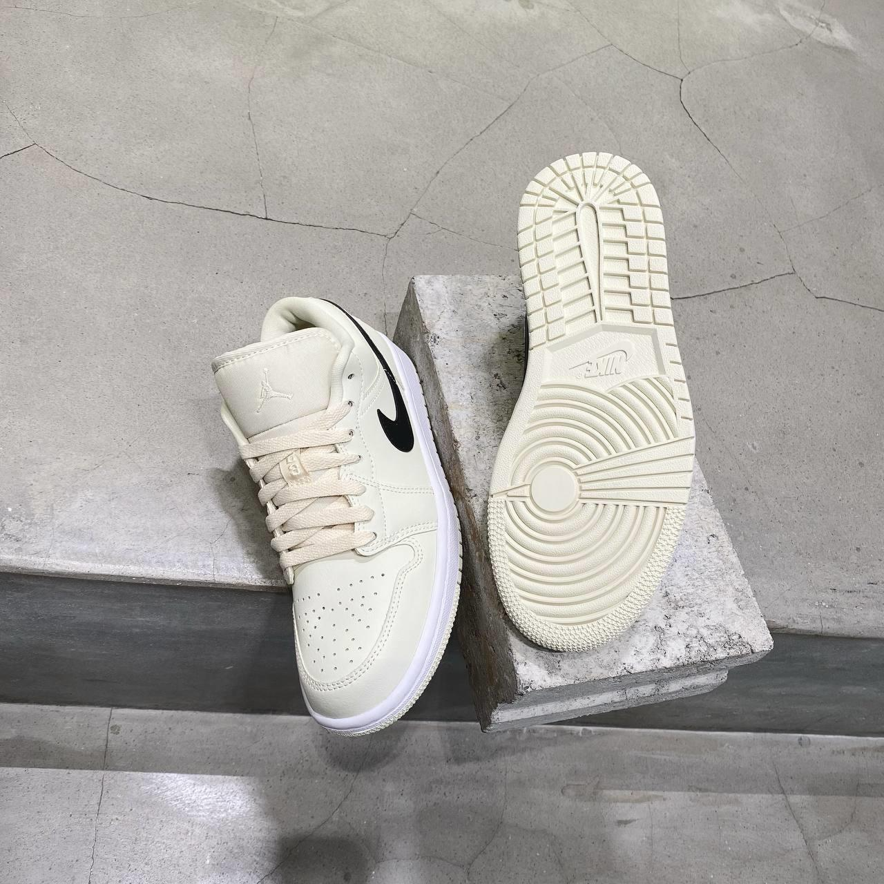 Giày Nike Wmns Air Jordan 1 Low 'Coconut Milk' DC0774-121 – Hệ thống ...