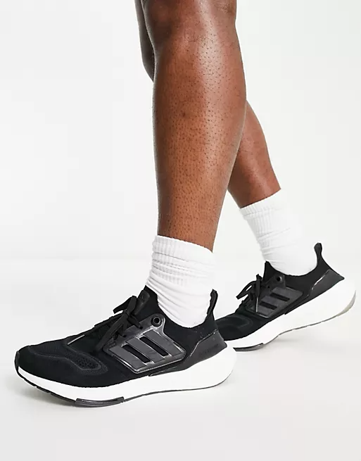 Giày Adidas Ultraboost 22 'Black' GX5591 – Hệ thống phân phối Air ...
