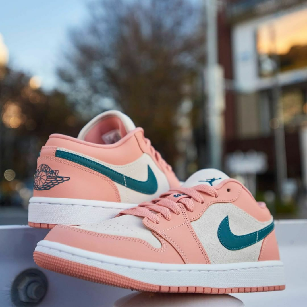 Giày Nike Wmns Air Jordan 1 Low 'Light Madder Root' DC0774-800 – Hệ ...