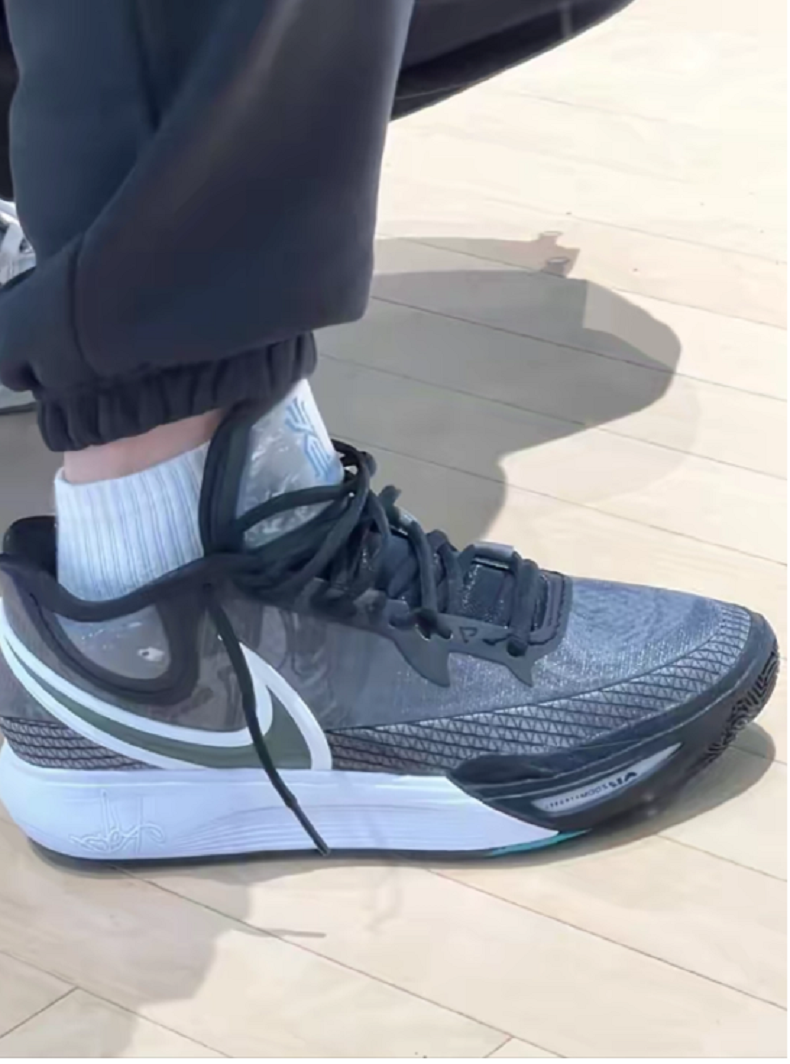 Giày Nike Kyrie 8 GO GS 'Orca' DQ8076-001 – Hệ thống phân phối Air ...