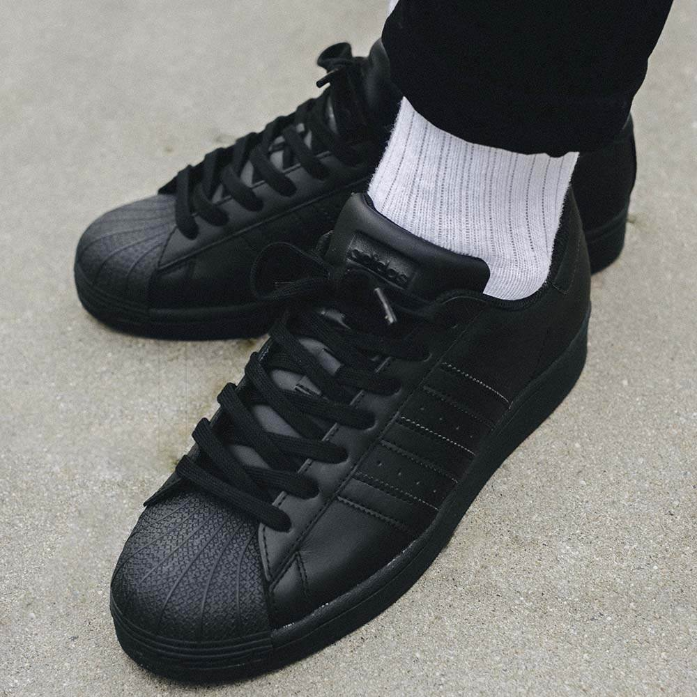 Giày Adidas Superstar All Black EG4957 – Hệ thống phân phối Air Jordan ...
