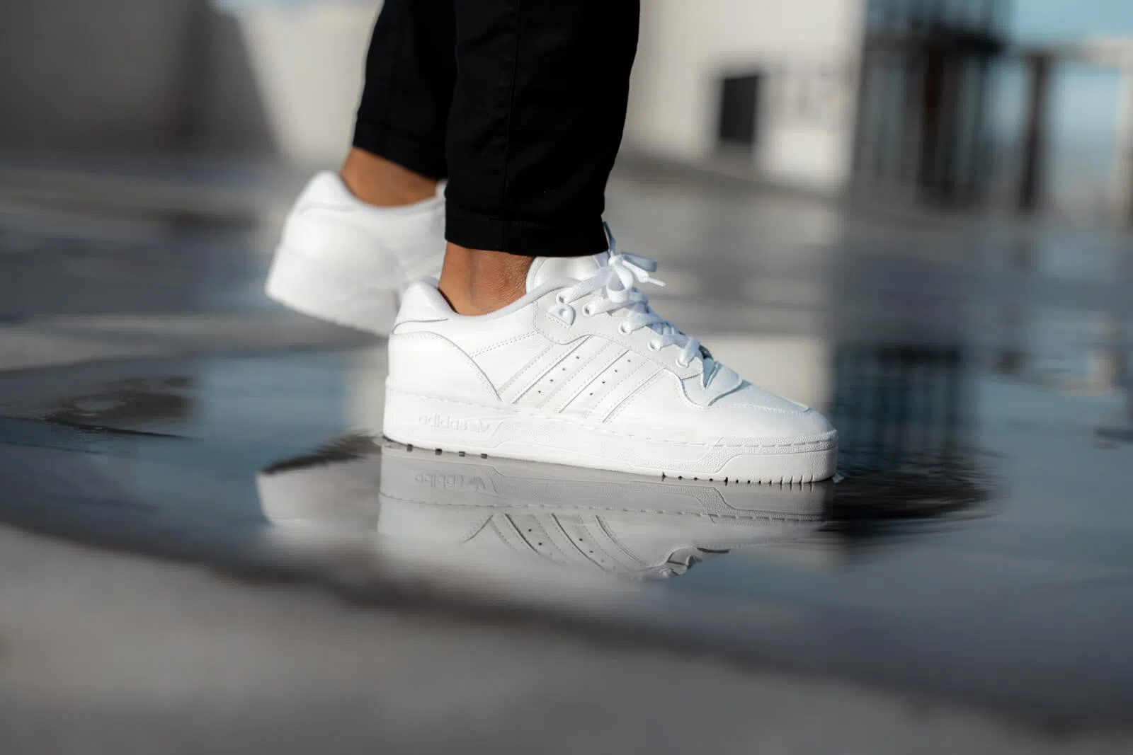 Giày Adidas Wmns Rivalry Low 'Cloud White' FV4225 – Hệ thống phân phối ...