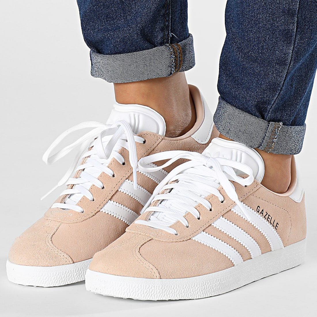 Giày Adidas Gazelle 'Halo Blush' ID7006 – Hệ thống phân phối Air Jordan ...