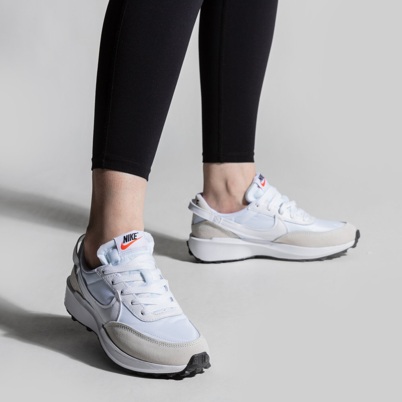 Giày Nike Waffle Debut 'White' DH9523-100 – Hệ thống phân phối Air ...
