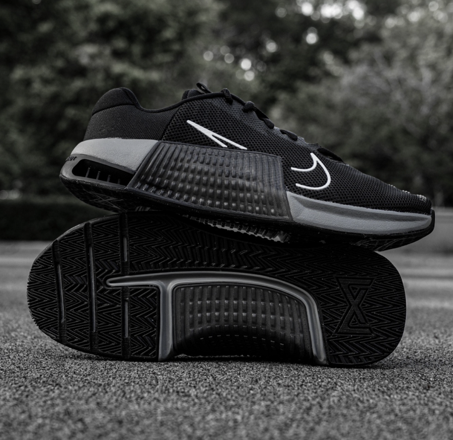 Giày Nike Metcon 9 'Black Smoke Grey' DZ2617-001 – Hệ thống phân phối ...