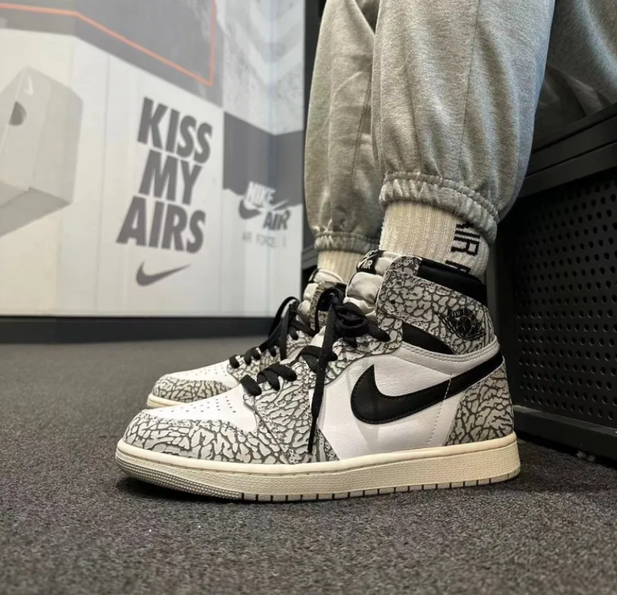 Giày Nike Air Jordan 1 Retro High OG 'White Cement' DZ5485-052 – Hệ ...