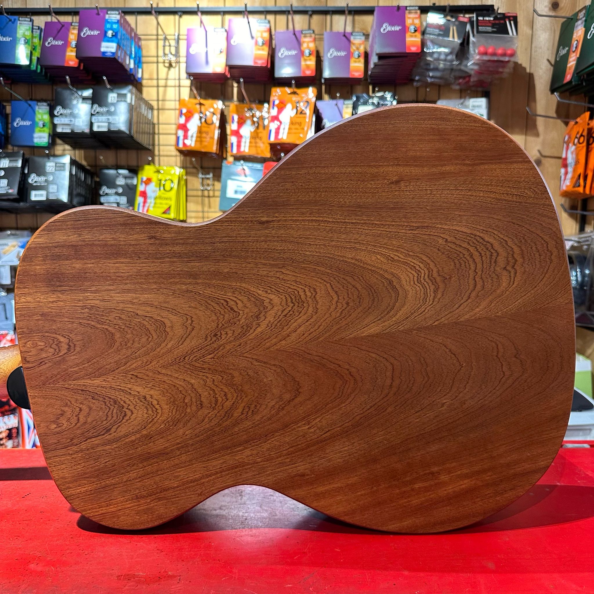 Guitar Plus F0 Standard OM