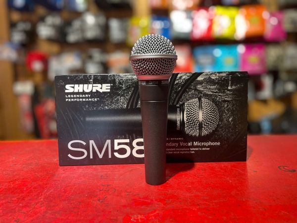 Microphone Shure SM58 – Guitar Plus