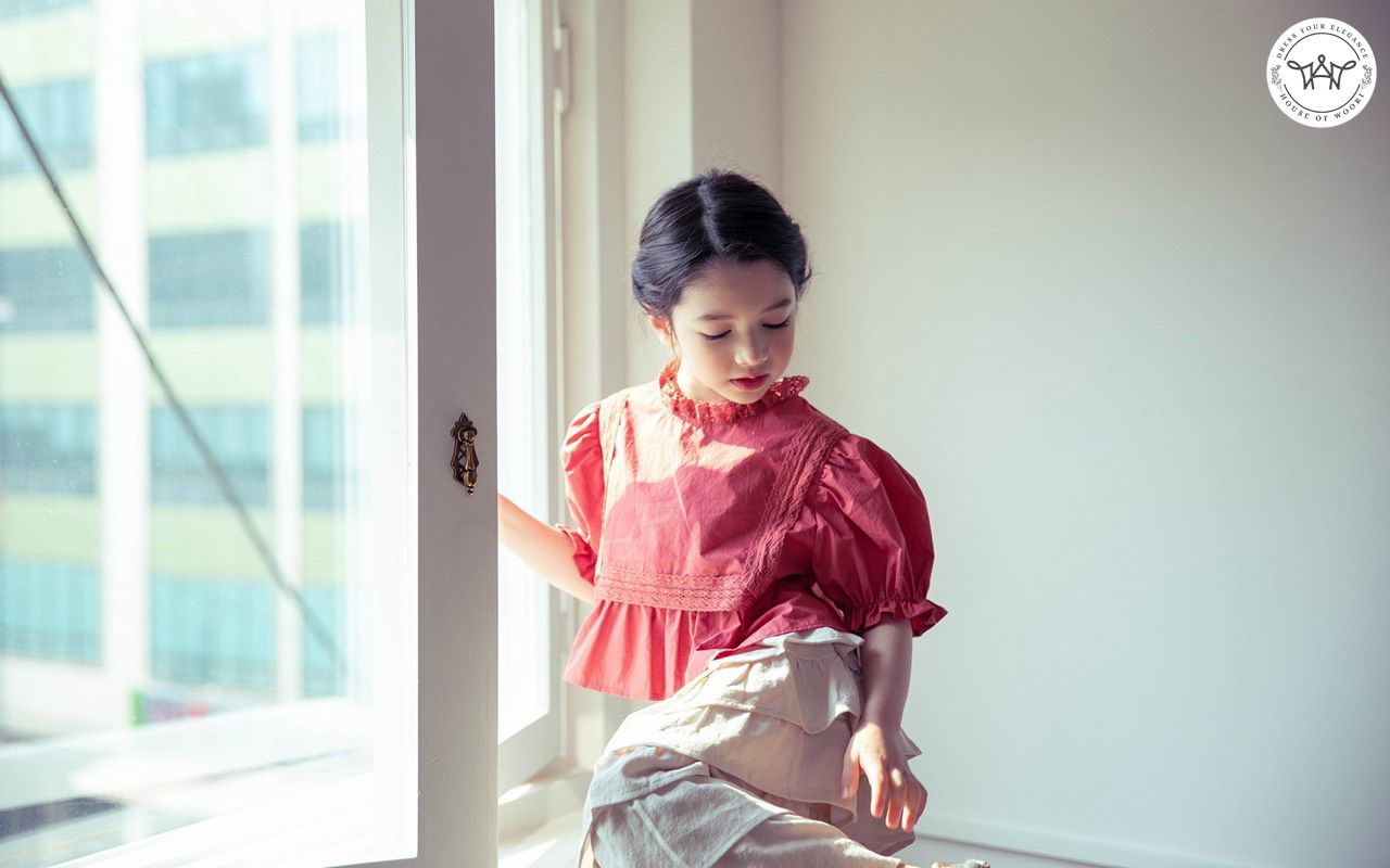 Áo Belle phối ren – WOORI HOUSE