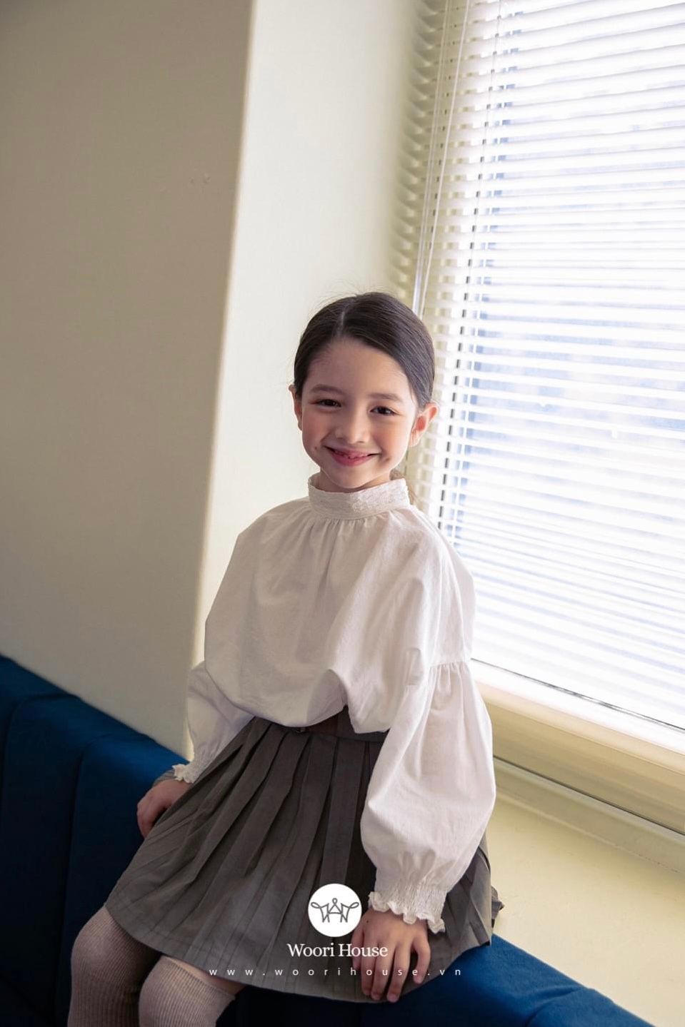 NN Áo Jay Blouse cổ trụ – WOORI HOUSE