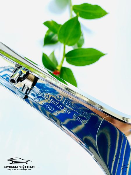 Nẹp mạ Mazda 3 2016 - 2018 B63B507J1A – Phụ tùng Mazda Việt Nam