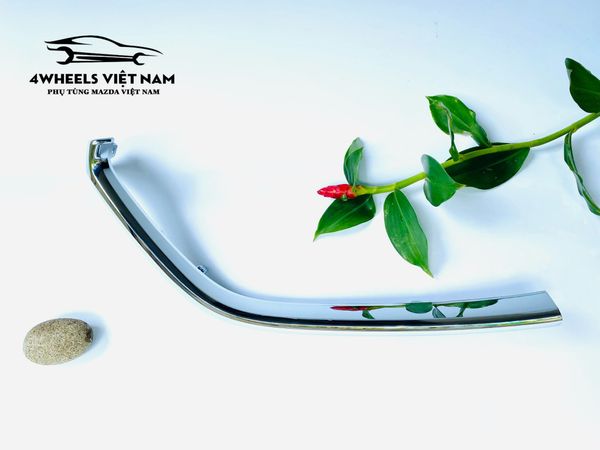 Nẹp mạ Mazda 3 2016 - 2018 B63B507J1A – Phụ tùng Mazda Việt Nam