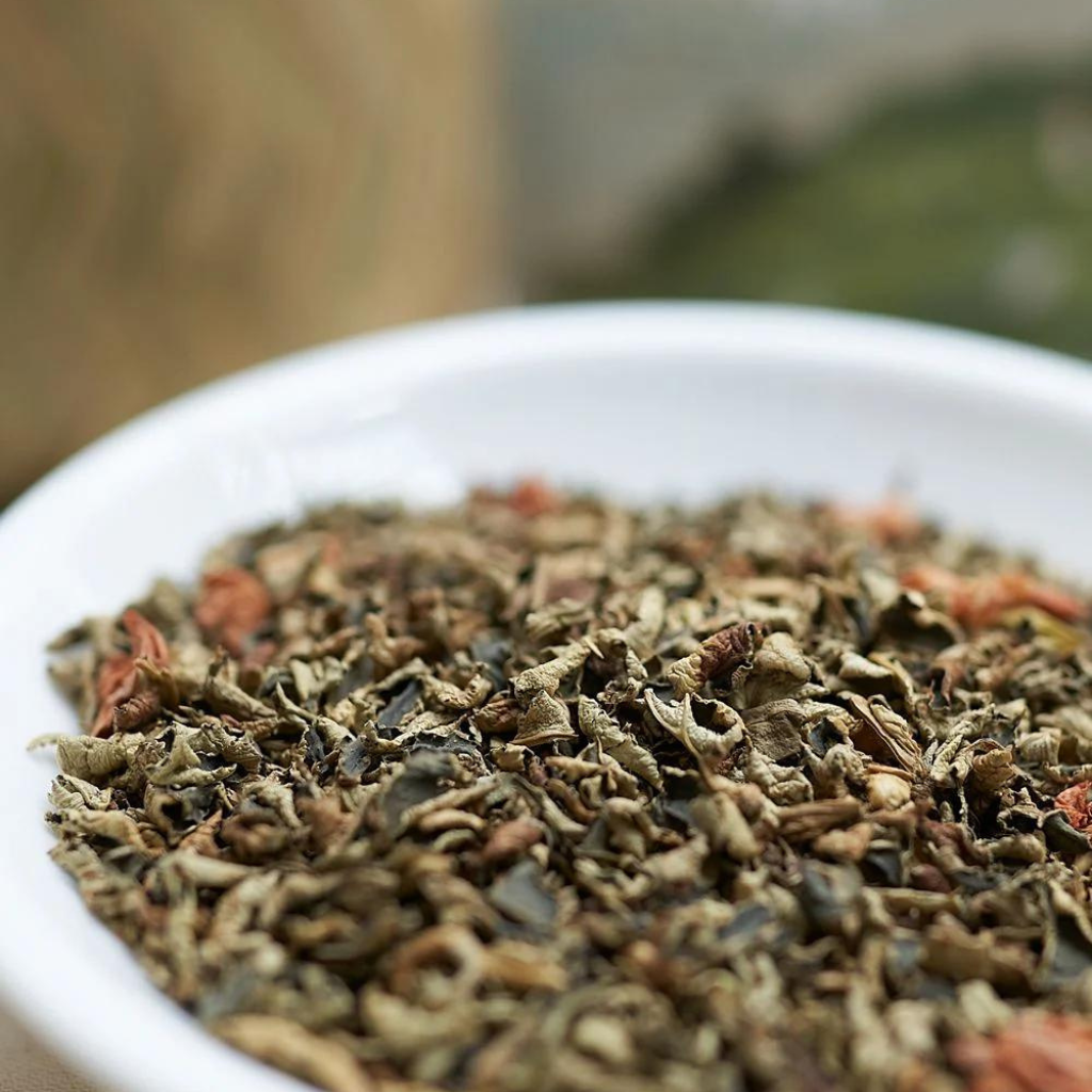 Dat Phu Lotus Leaf Tea with Jasmine Flower | Vietnamese Tea | Lokal.vn