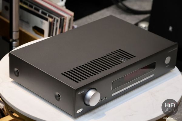 Amply Arcam SA30 – HiFi Store