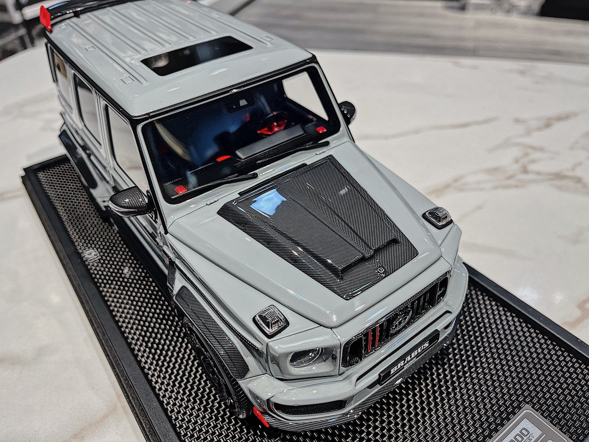 XE MÔ HÌNH MERCEDES BENZ G900 BRABUS GREY – Mô Hình Tĩnh Việt Nam