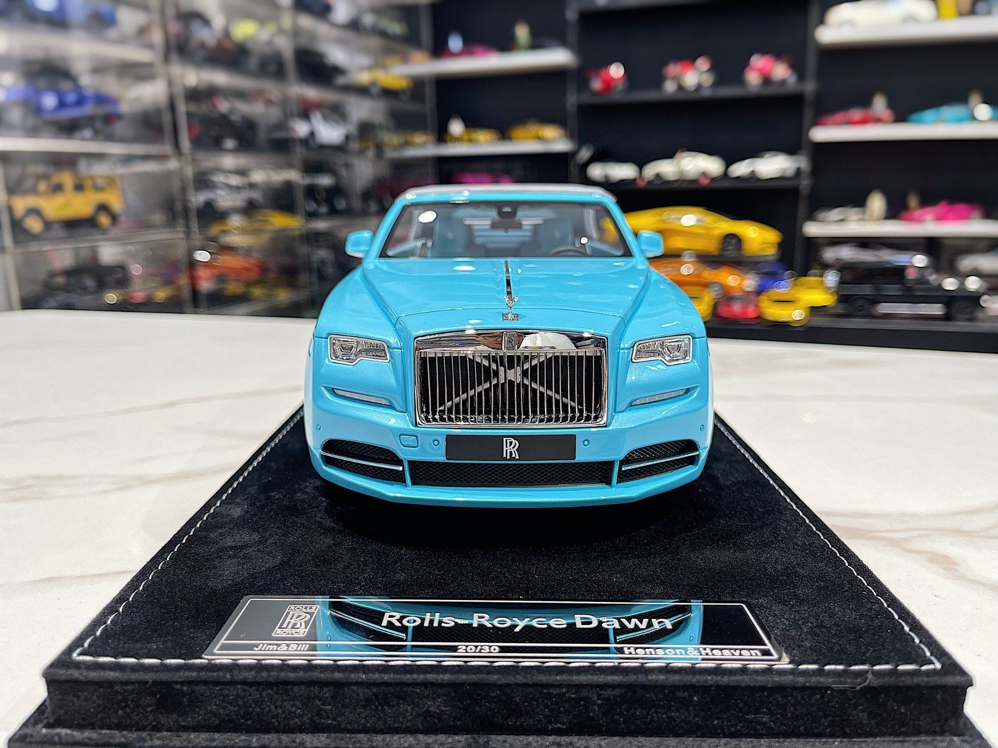 XE MÔ HÌNH ROLLS ROYCE DAWN TURQUOISE – Mô Hình Tĩnh Việt Nam