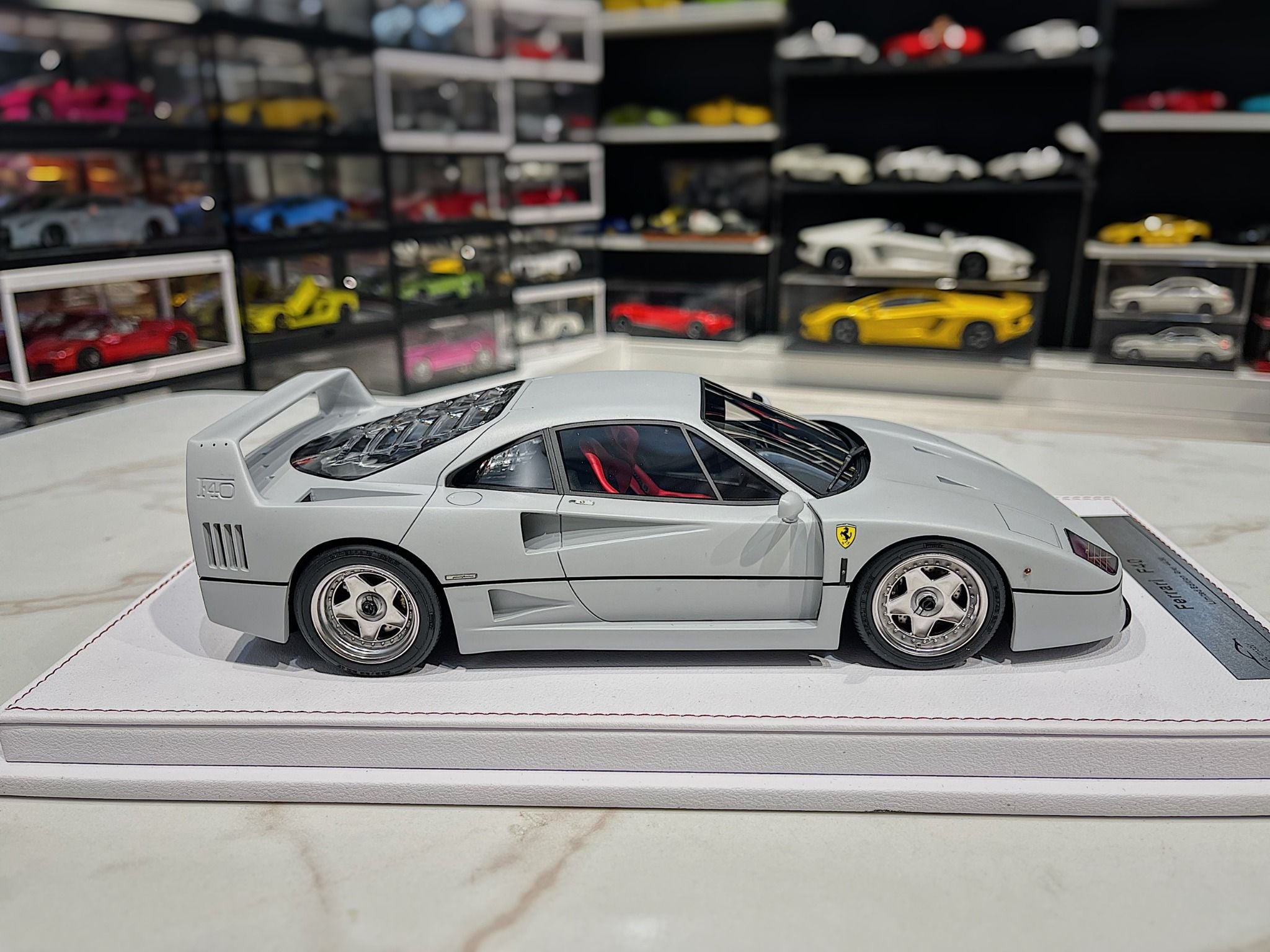 XE MÔ HÌNH FERRARI F40 GREY,TỶ LỆ 1/18 GL MODEL – Mô Hình Tĩnh Việt Nam