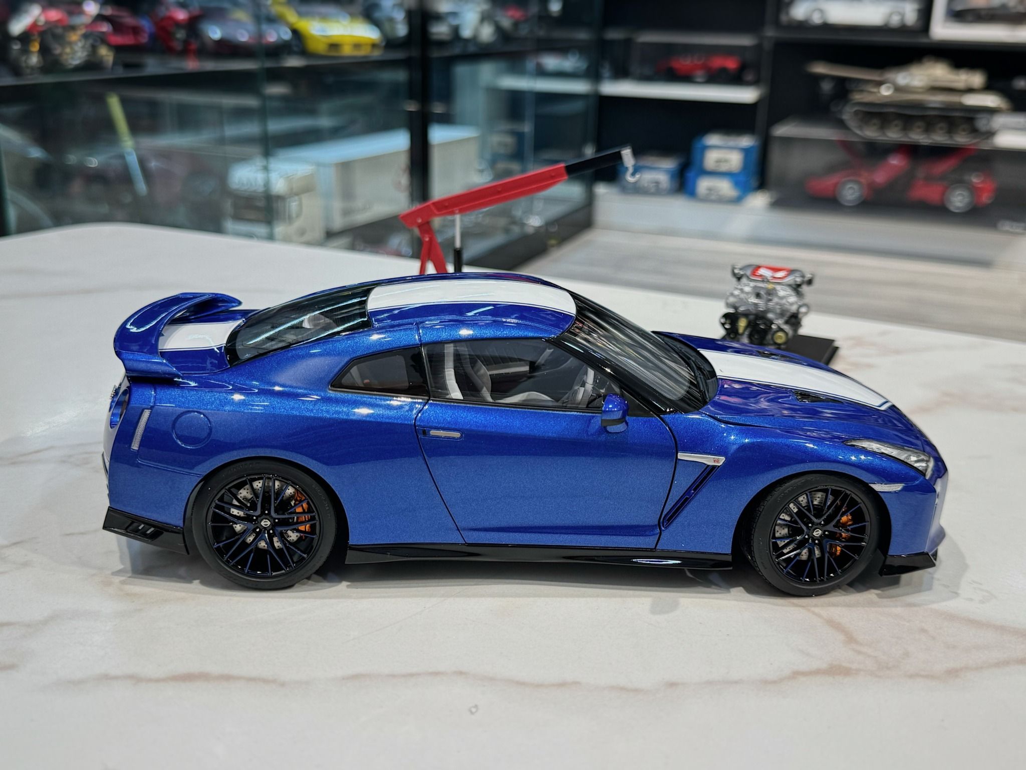 XE MÔ HÌNH NISSAN GT-R R35 50TH ANNIVERSARY BLUE,TỶ LỆ 1/18 MOTORHELIX ...