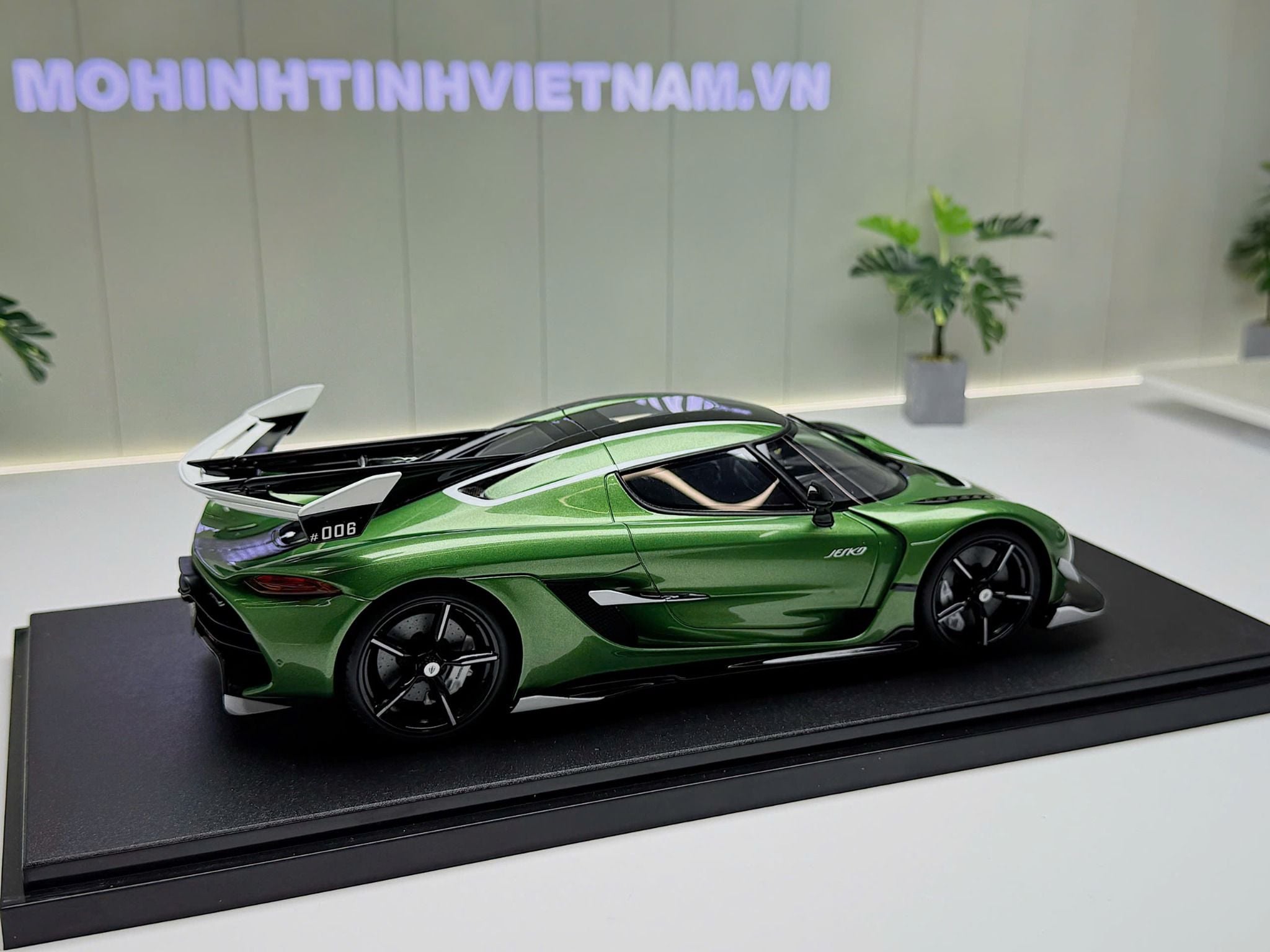 XE MÔ HÌNH KOENIGSEGG JESKO ATTACK PLUS GREEN,TỶ LỆ 1/18 GTSPIRIT – Mô ...