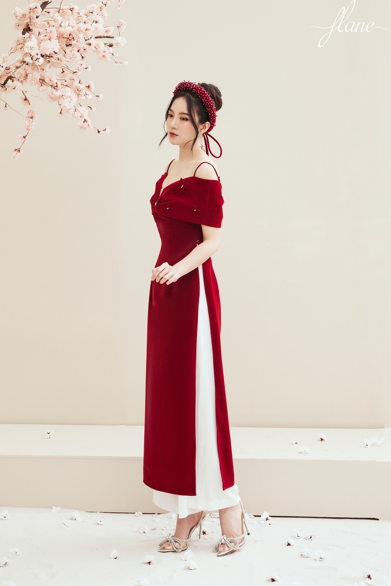 Áo Dài Hai Dây Trễ Vai FLANE – Minde