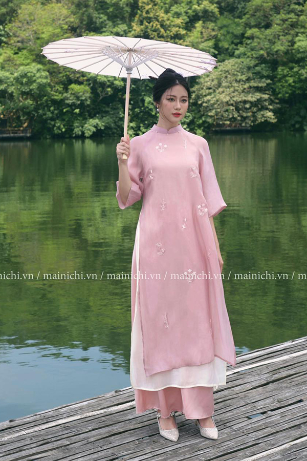 Áo Dài Cách Tân Tay Lửng Thêu Hoa MAINICHI DESIGN – Minde