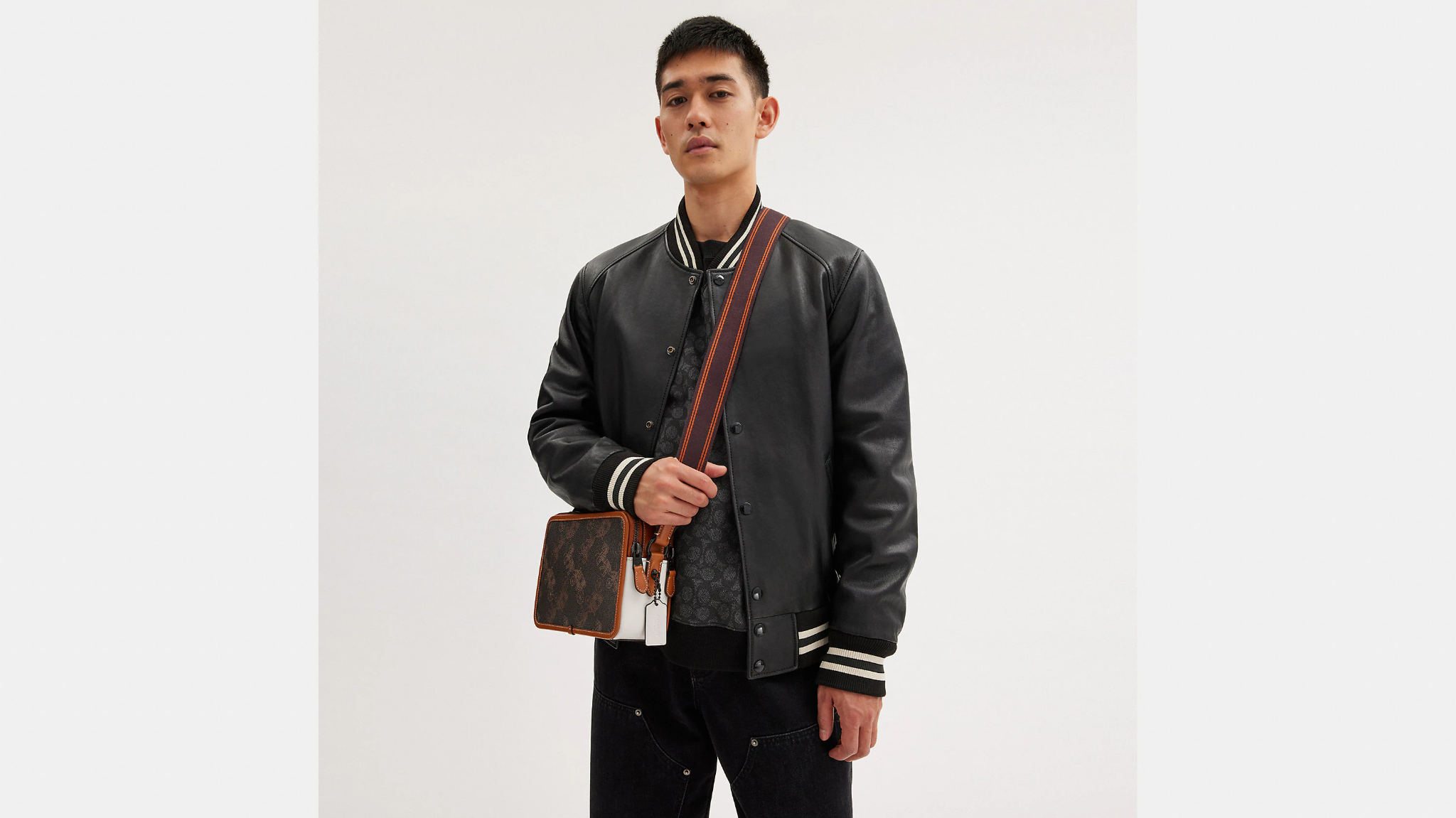 Túi Nữ Coach Charter 24 Large Horse Carriage 'Burnished Amber' CM382 ...