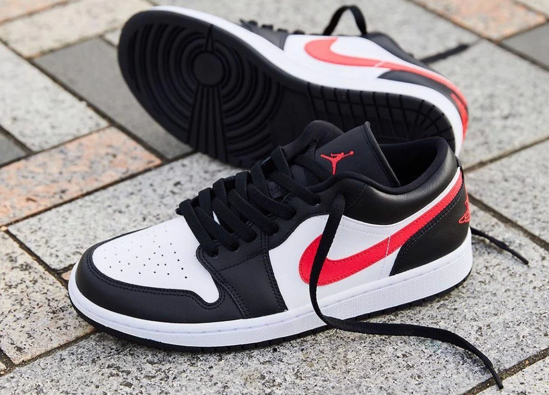 Giày Nike Air Jordan 1 Low Black Siren 'Red' DC0774-004 – LUXITY