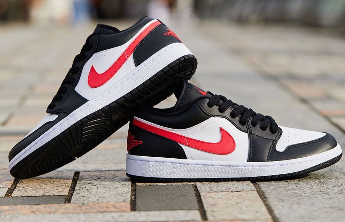Giày Nike Air Jordan 1 Low Black Siren 'Red' DC0774-004 – LUXITY