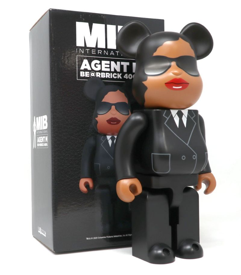 Mô hình Bearbrick Agent Mib Black 400% – LUXITY
