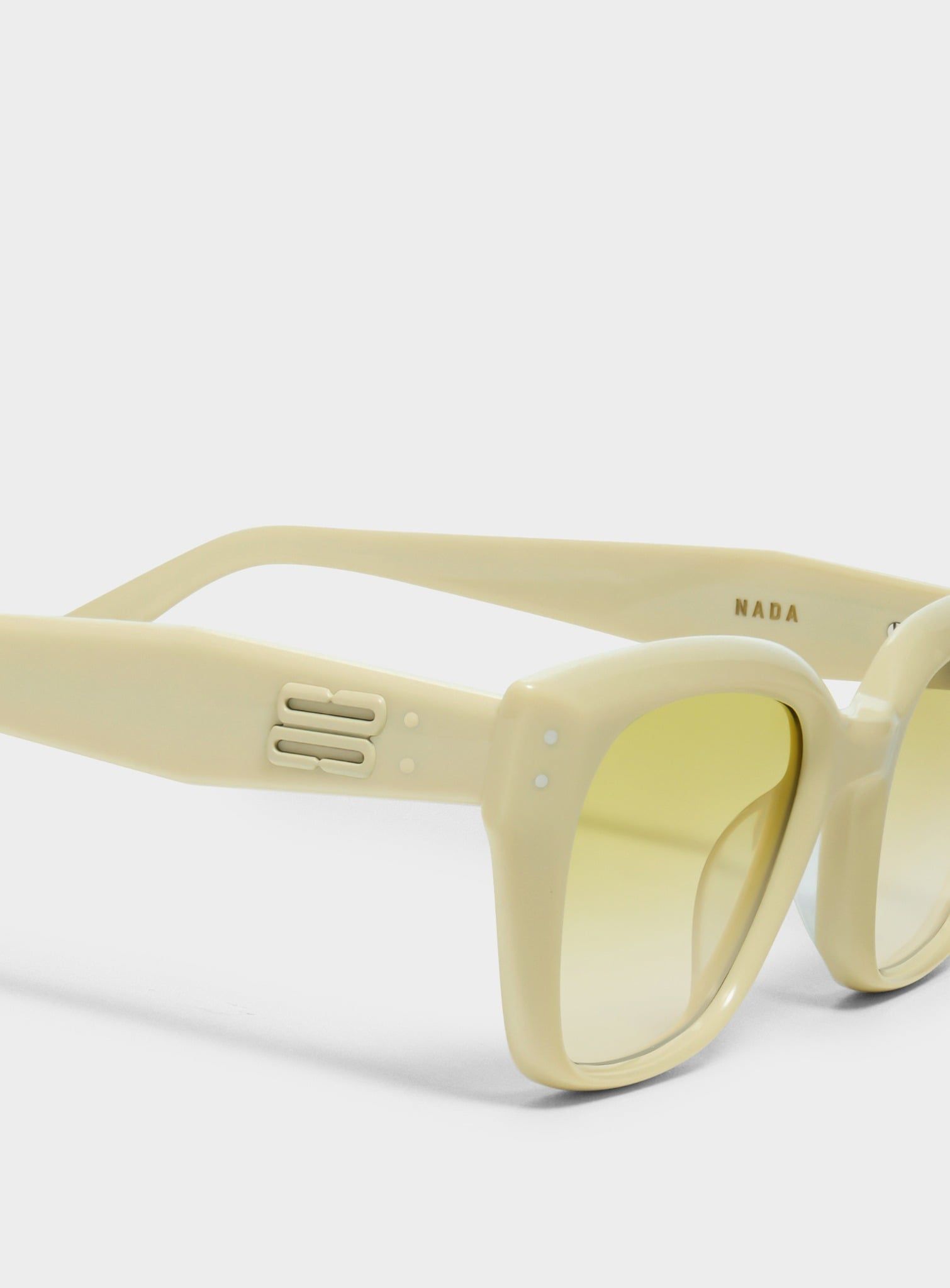 Kính Nữ Gentle Monster Nada Y5 'Yellow' – LUXITY