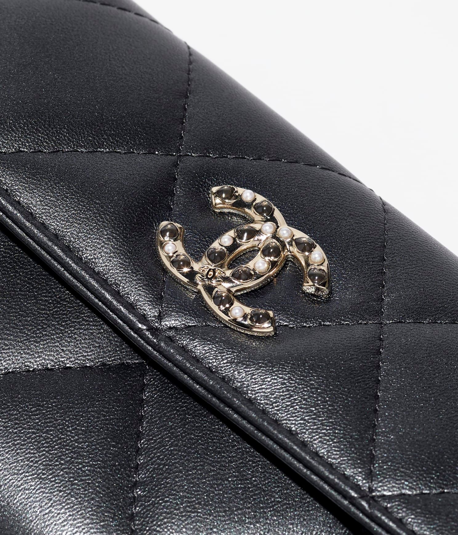 Ví Nữ Chanel Pearly Resin Gold Tone Metal 'Black' AP3329-B10739-94305 ...
