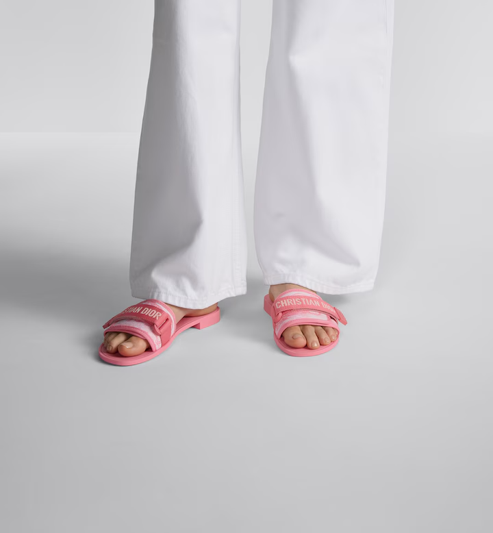 Dép Nữ Dior Dioriviera Dio(R)Evolution Slide 'Pink' KCQ431TJY-S73P – LUXITY
