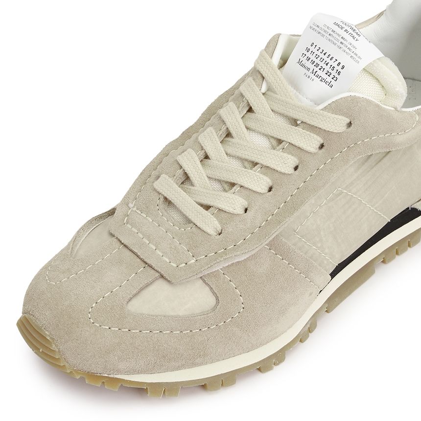 Giày Nữ Maison Margiela Retro Runner 'Beige' S58WS0186-P4714-H1746 – LUXITY