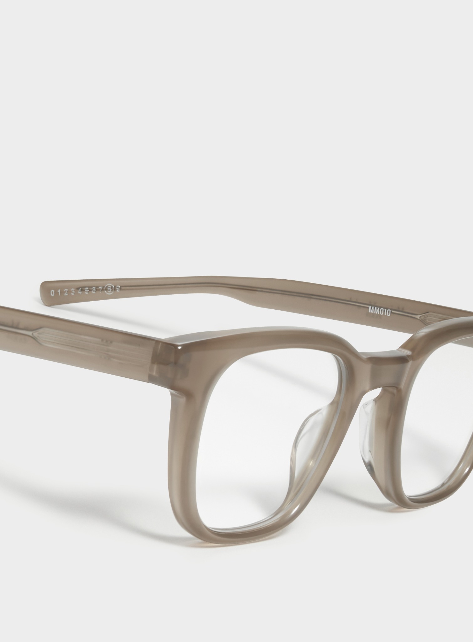 Kính Gentle Monster X Maison Margiela 'Translucent Brown' MM010-BRC9 ...