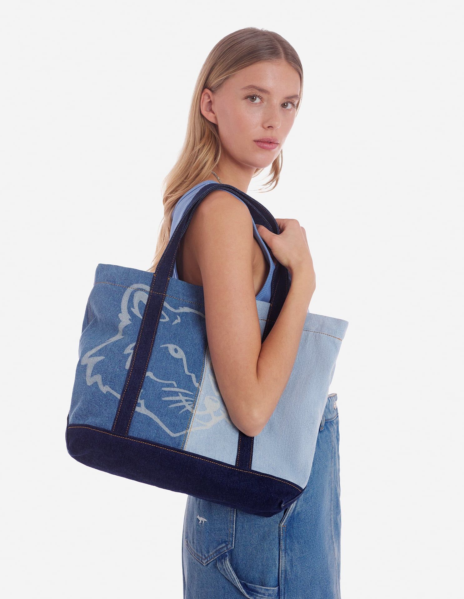 Túi Maison Kitsune Fox Head Medium Tote 'Blue' MW05108WW5022-P471 – LUXITY
