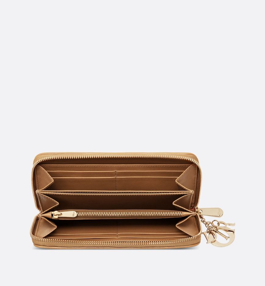 Ví Nữ Dior Lady Dior Voyageur Wallet 'Medium Tan' S0007ONMJ-M53U – LUXITY
