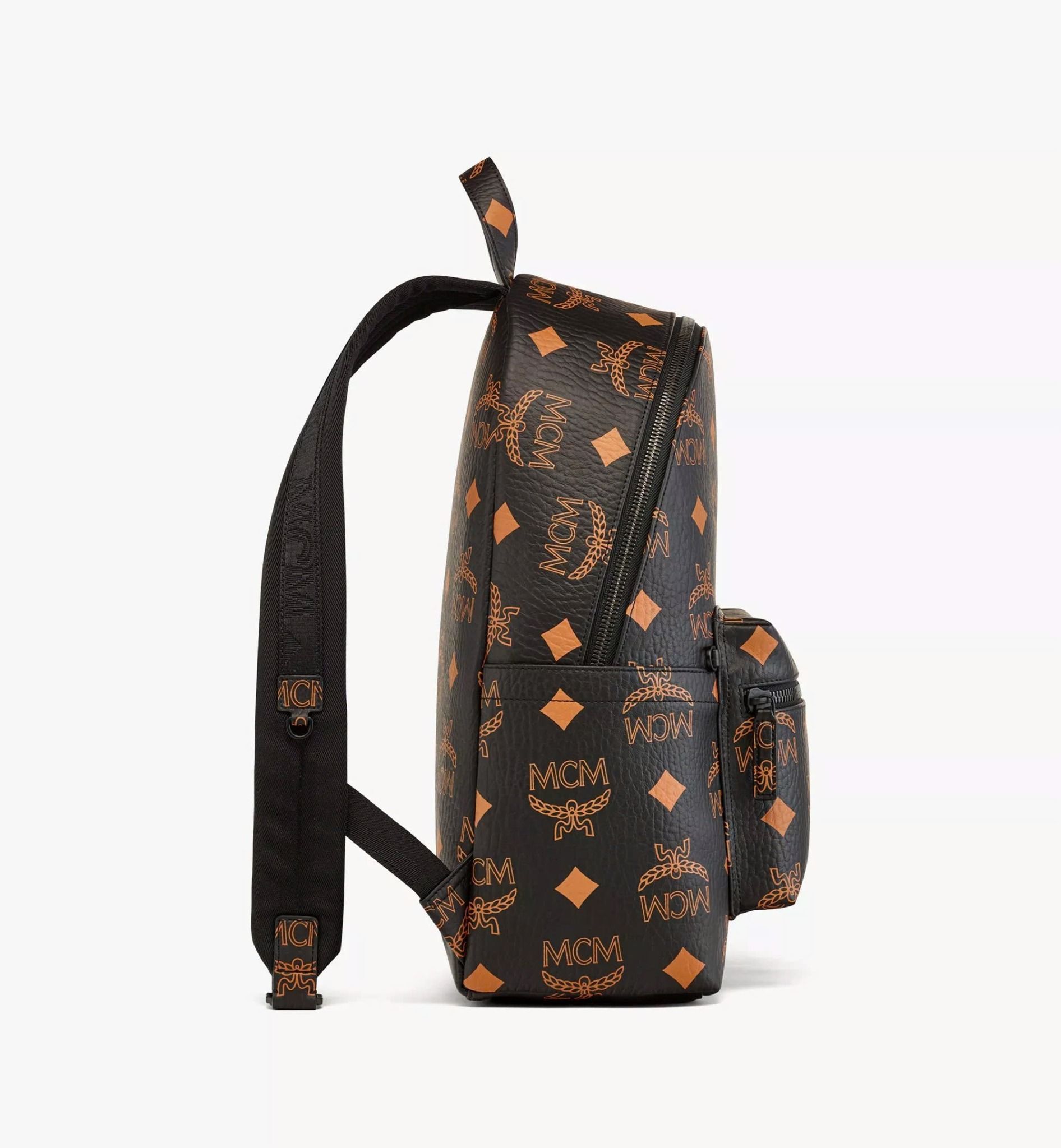 Balo MCM Medium Stark Backpack 'Black' MMKDAVE01BK001 – LUXITY