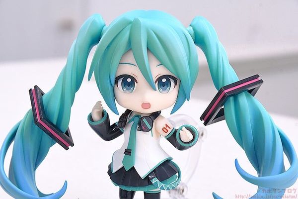 Nendoroid 2360 Hatsune Miku V3 - Vocaloid | Good Smile Company Figure ...