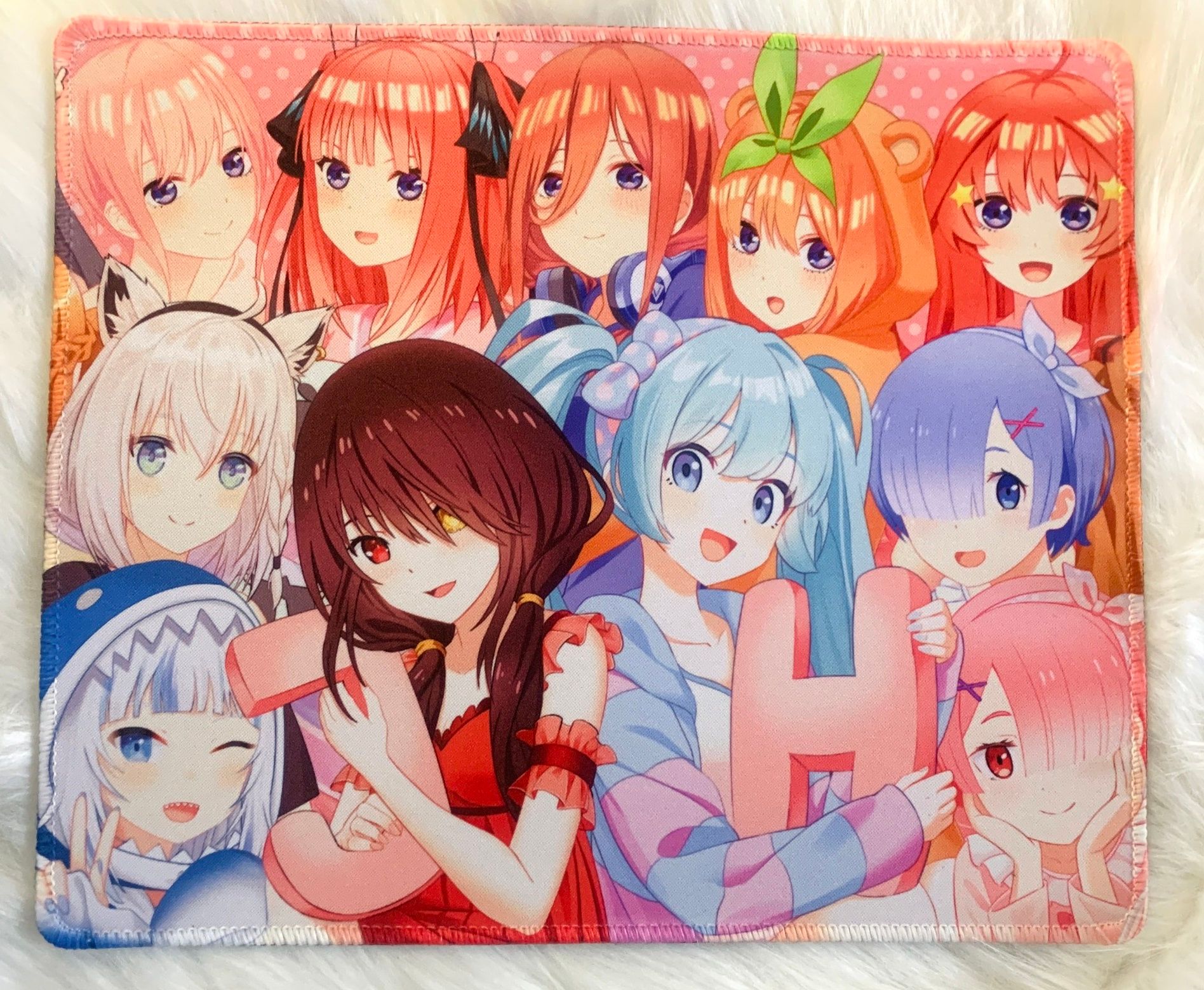 Mousepad / Huy Hiệu Waifu - Quà tặng độc quyền JH Figure dành cho KHTT