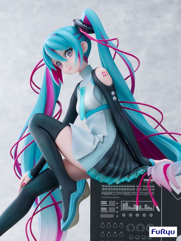 Hatsune Miku x MTV 1/7 - VOCALOID Series | F Nex FuRyu Figure - JH Figure